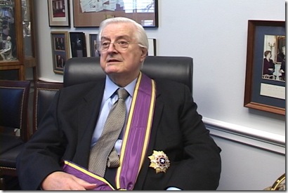 Bikini Model In The World: Republican Henry Hyde Dies